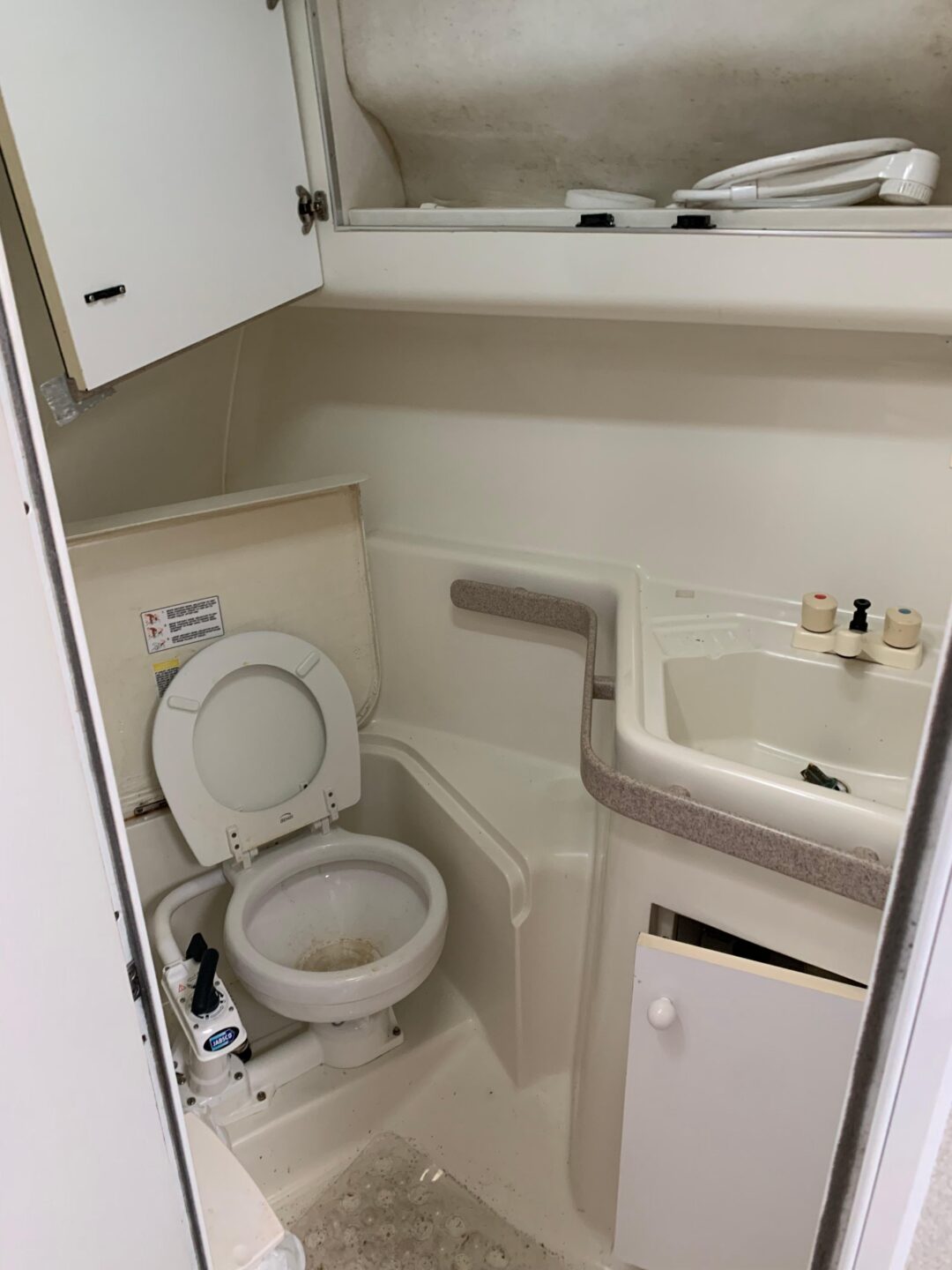 1995 Silverton 310 Express - U35295