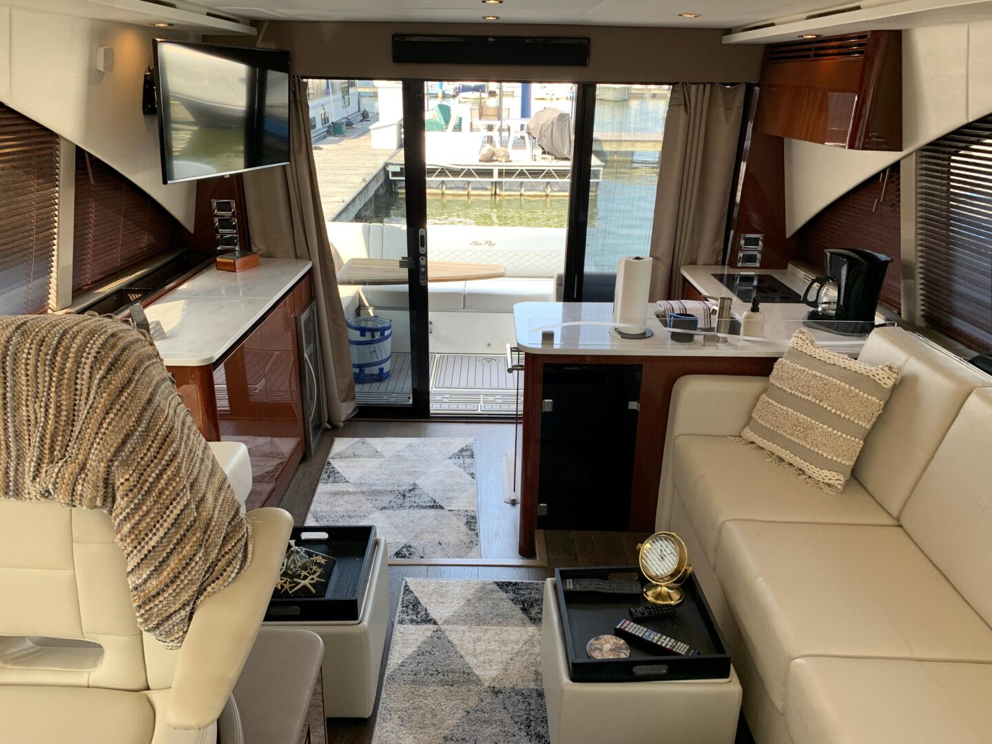 2017 Sea Ray Sundancer 460 - U33917