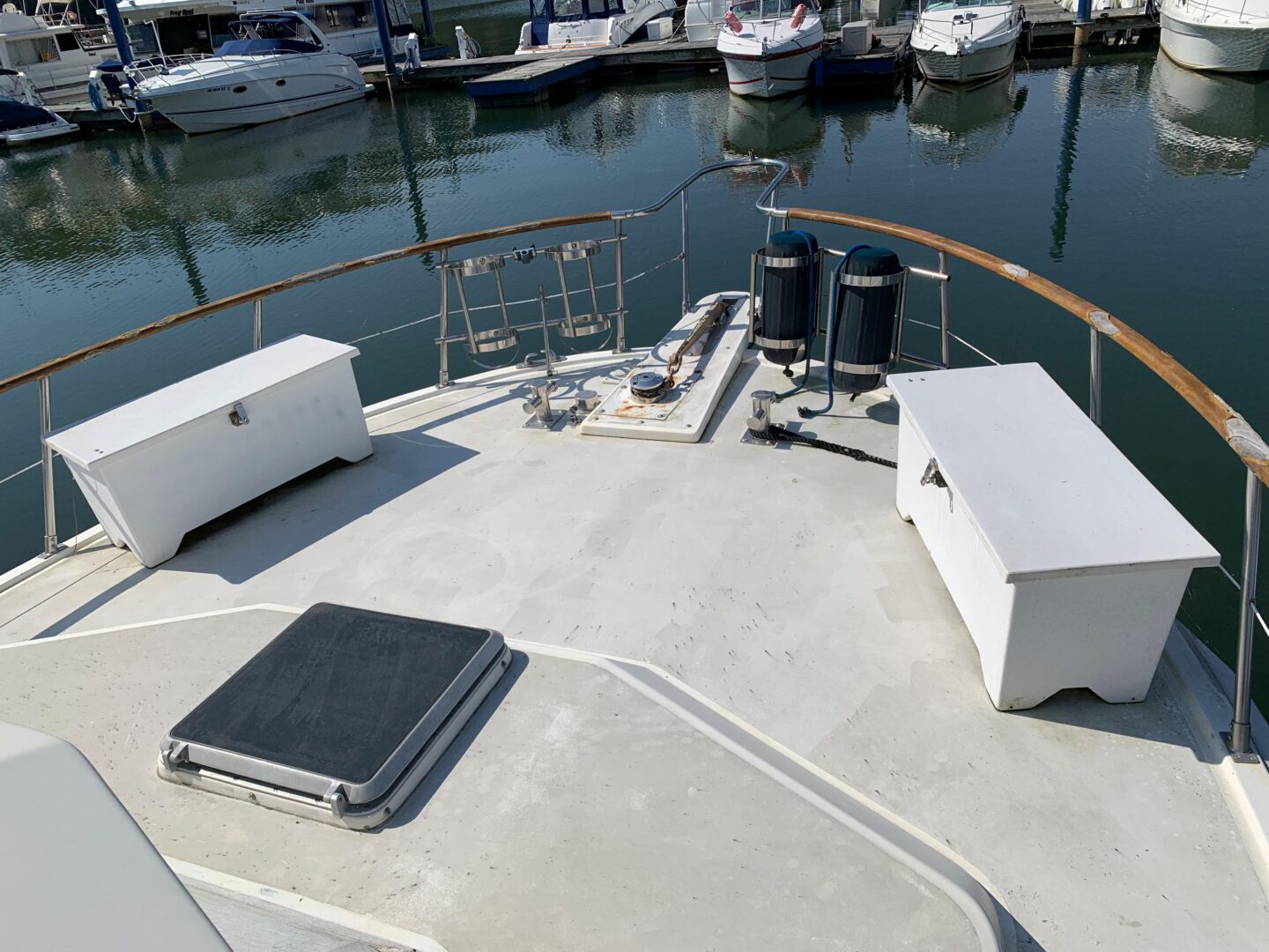 1987 Kha Shing Vista 40 - B69487